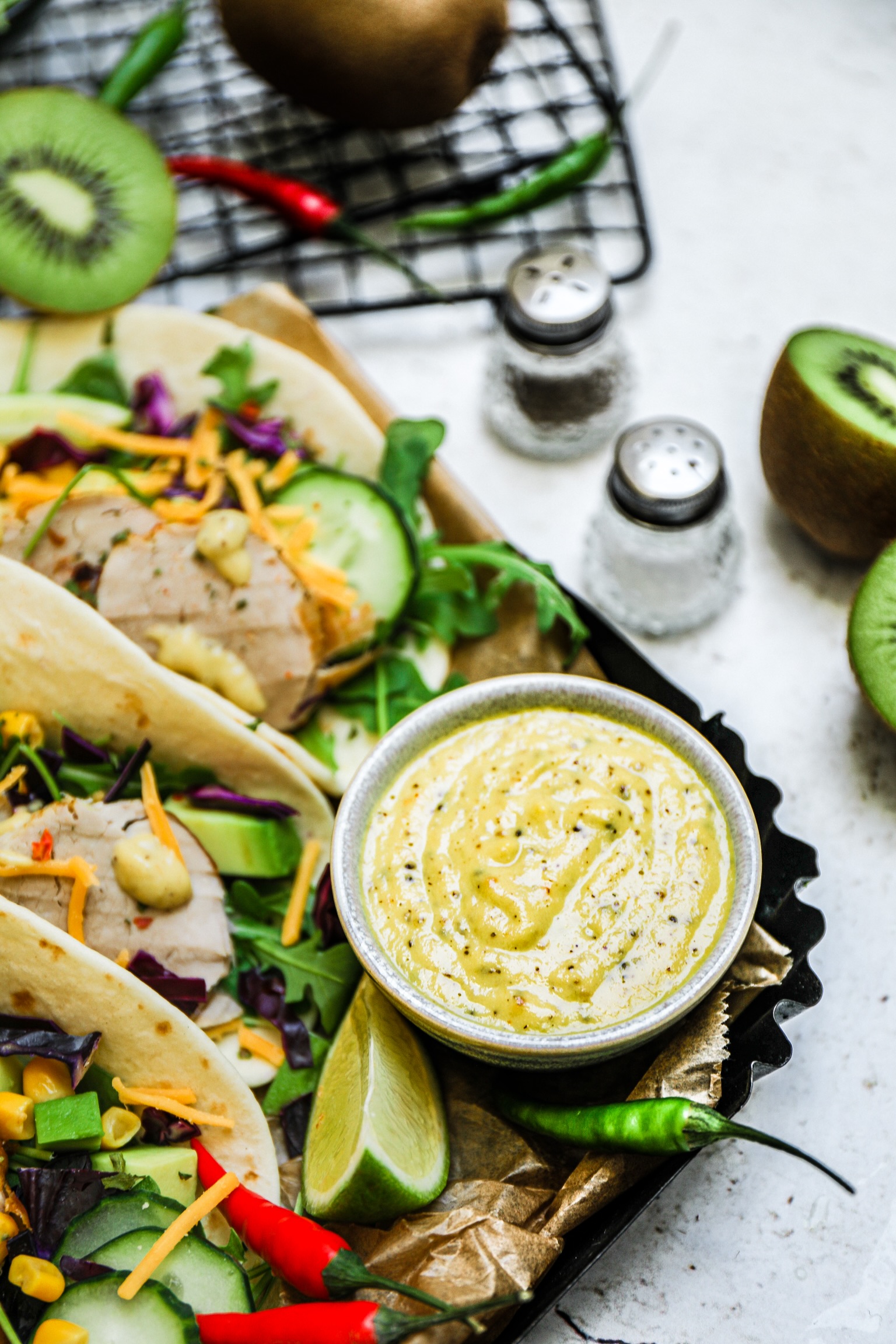 Tacos au filet mignon et sauce aux kiwis