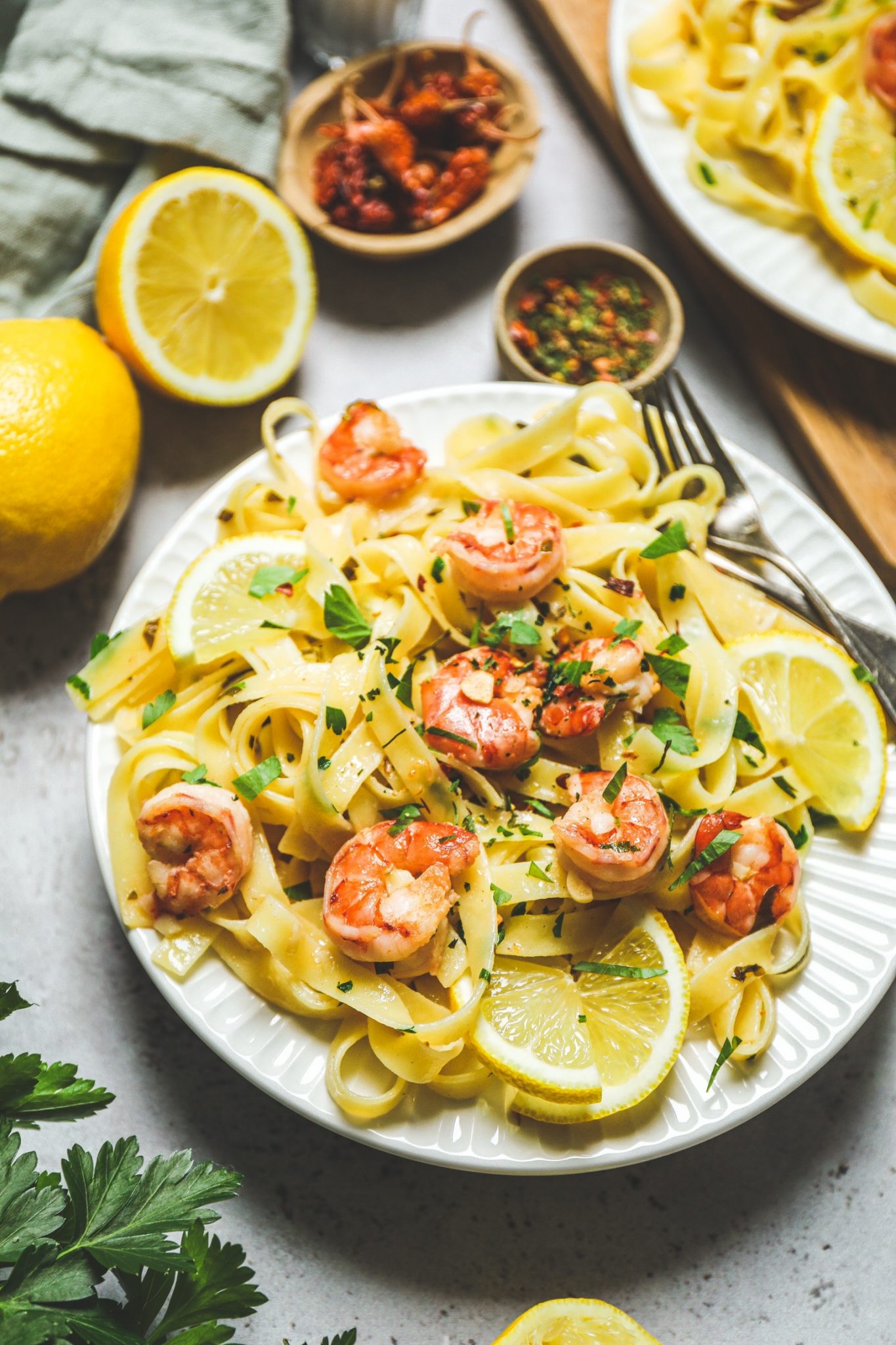 Pâtes Au Citron Et Crevettes Sautées à L Ail